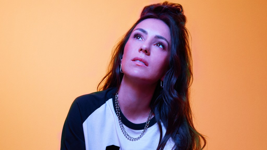 Amy Shark Announces Solo Acoustic “Songs & Stories” 2025 Regional ...