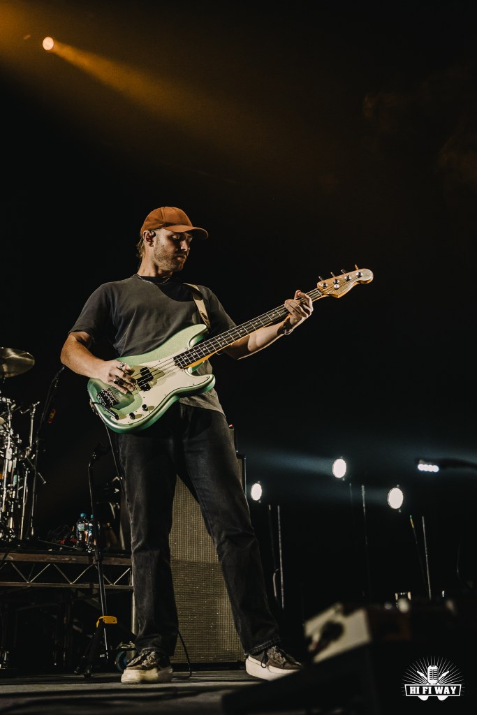 Sam Fender, Holly Humberstone @ Entertainment Centre, Adelaide 25/11 ...
